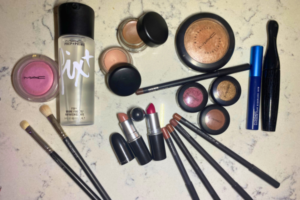 MAC Cosmetics turns 40. Here are the best products the brand gave us ...